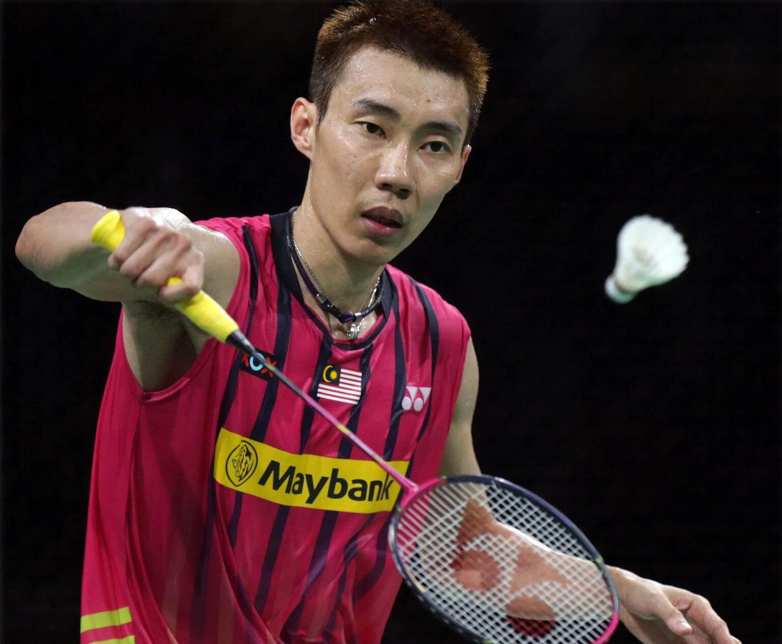 Mastering Badminton Shot Selection: Choose Your Strokes Wisely